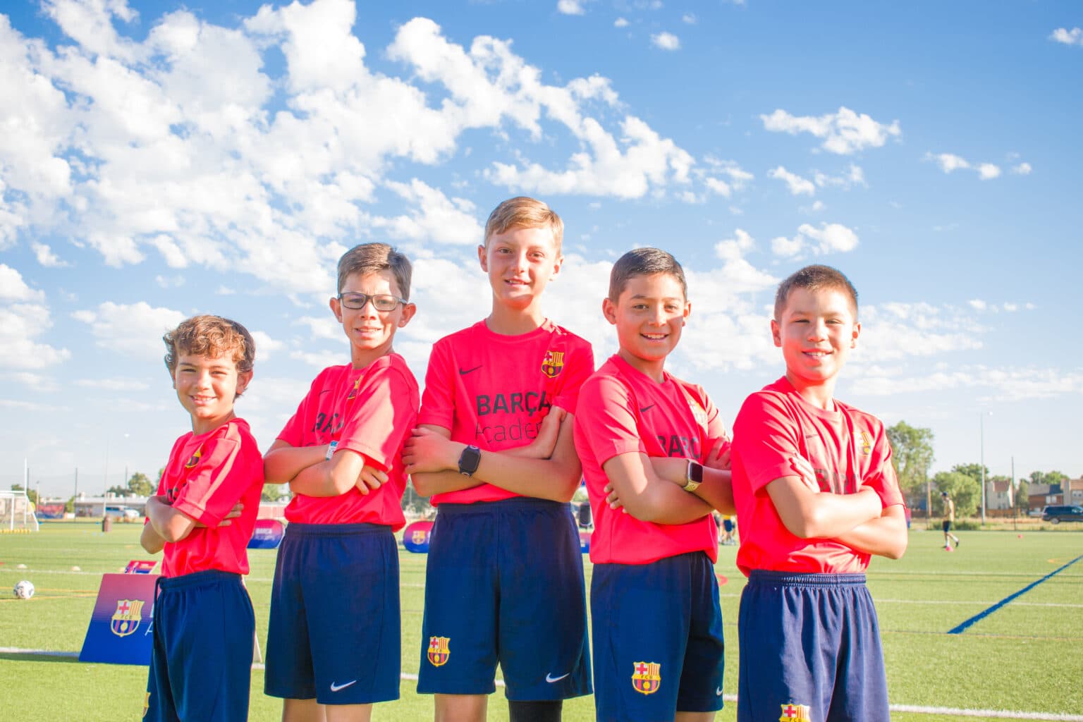 Soccer drills for beginners to build skills and confidence - Barça ...