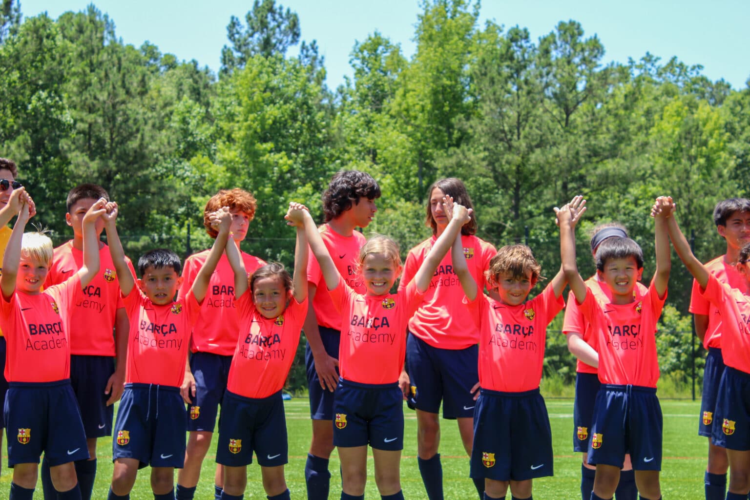 Soccer drills for beginners to build skills and confidence - Barça ...